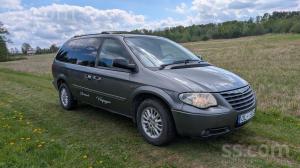 Pelēks Chrysler Grand Voyager 2007 Cēsis, ar dzinēja tilpumu 2.80 L un nobraukumu 298 tūkst. km par 1750 €, foto 3 vietnē AUTOMOTO.COM.LV