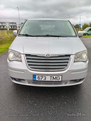 Pelēks Chrysler Grand Voyager 2008 Tartu, ar dzinēja tilpumu 2.80 L un nobraukumu 224 tūkst. km par 3999 €, foto 4 vietnē AUTOMOTO.COM.LV