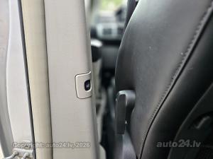 Grey Chrysler Grand Voyager 2010 in Tallinn, with an engine capacity of 2.80 L and mileage of 257 thousand km for 4998 €, photo 14 on AUTOMOTO.COM.LV