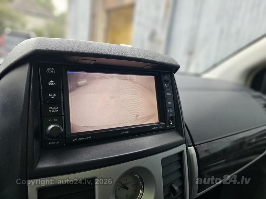 Grey Chrysler Grand Voyager 2010 in Tallinn, with an engine capacity of 2.80 L and mileage of 257 thousand km for 4998 €, photo 19 on AUTOMOTO.COM.LV