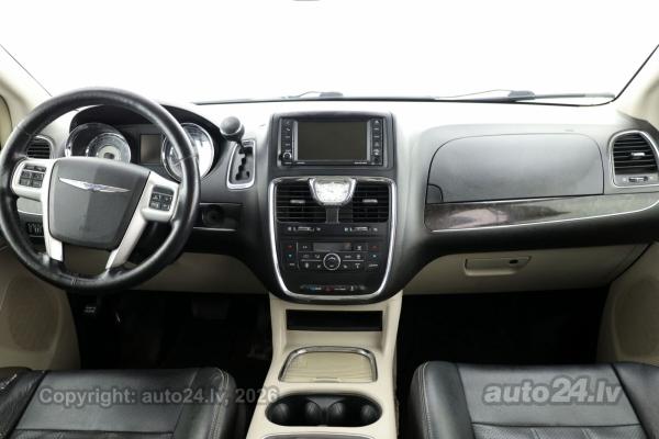 Chrysler Grand Voyager 2014 Tallina vietnē Pelēks Chrysler Grand Voyager 2014 Tallina, ar dzinēja tilpumu 3.60 L un nobraukumu 315 tūkst. km par 3999 €, foto 6 vietnē AUTOMOTO.COM.LV