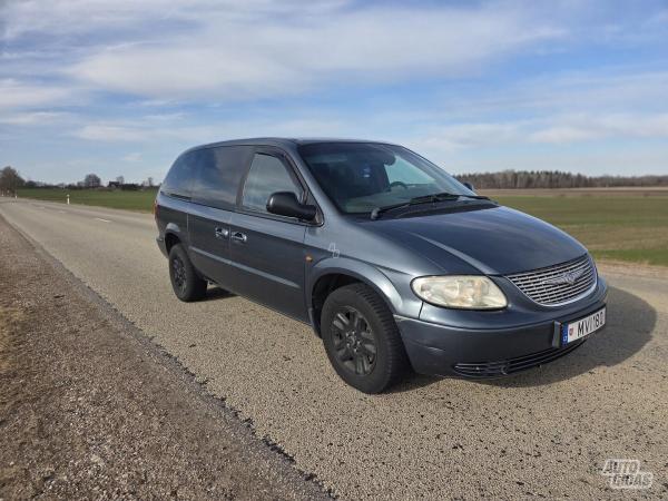 Chrysler Grand Voyager 2001 Telšiai, ar dzinēja tilpumu 2.40 L un nobraukumu 308 tūkst. km par 1700 €, foto 4 vietnē AUTOMOTO.COM.LV