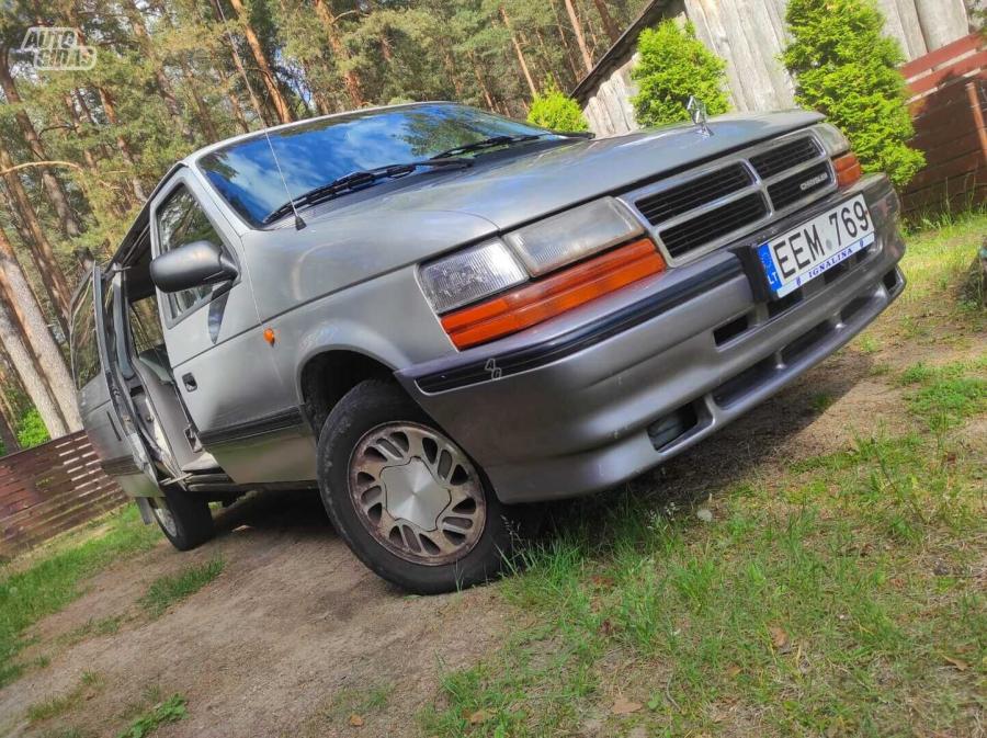 Крайслер Гранд Вояджер 1993 в Игналина, объемом двигателя 2.50 л и пробегом 400 тыс. км за 1750 €, фото 12 на AUTOMOTO.COM.LV