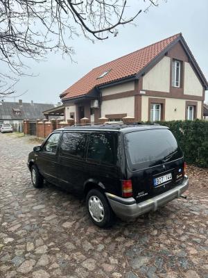 Chrysler Grand Voyager 1994 in Silute, with an engine capacity of 2.50 L and mileage of 250 thousand km for 900 €, photo 4 on AUTOMOTO.COM.LV