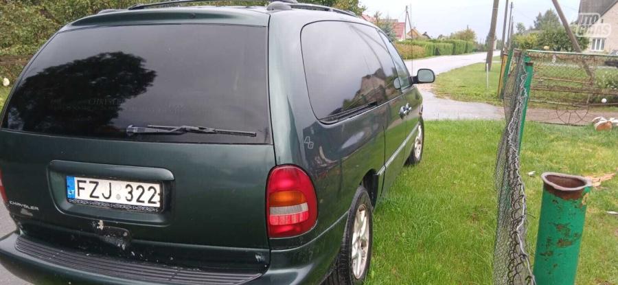 Chrysler Grand Voyager 1999 Kauņa, ar dzinēja tilpumu 3.80 L un nobraukumu 248 tūkst. km par 1000 €, foto 3 vietnē AUTOMOTO.COM.LV