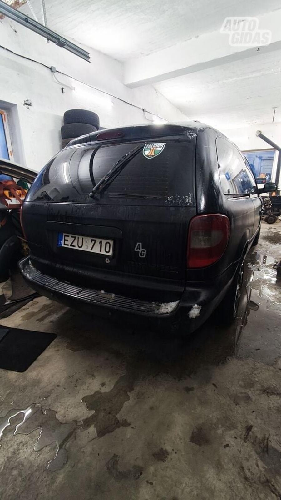 Chrysler Grand Voyager 2002 Klaipėda, ar dzinēja tilpumu 2.50 L un nobraukumu 400 tūkst. km par 800 €, foto 5 vietnē AUTOMOTO.COM.LV