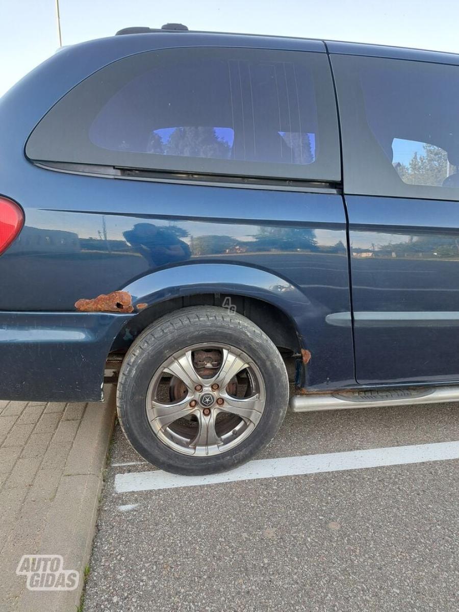 Chrysler Grand Voyager 2002 Trakai, ar dzinēja tilpumu 2.50 L un nobraukumu 428 tūkst. km par 600 €, foto 12 vietnē AUTOMOTO.COM.LV