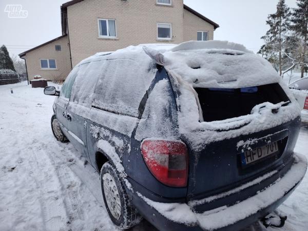 Крайслер Гранд Вояджер 2003 в Мариямполе, объемом двигателя 3.30 л и пробегом 2 тыс. км за 400 €, фото 1 на AUTOMOTO.COM.LV
