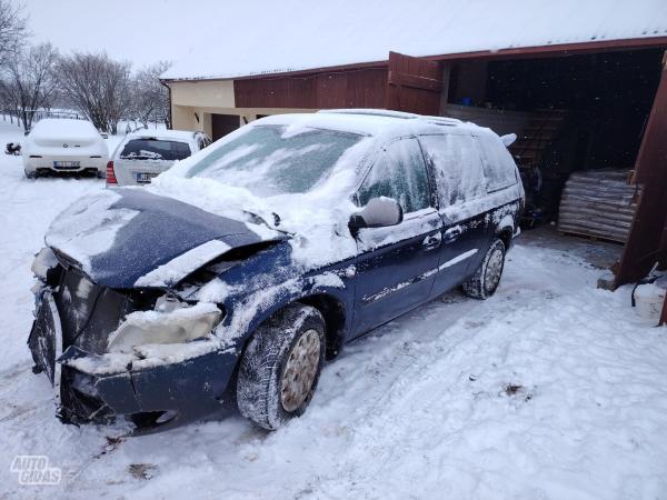 Chrysler Grand Voyager 2003 in Marijampole, with an engine capacity of 3.30 L and mileage of 2 thousand km for 400 €, photo 2 on AUTOMOTO.COM.LV