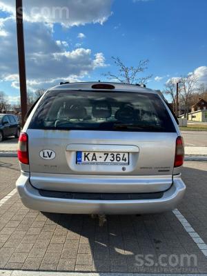 Chrysler Grand Voyager 2003 in Rezekne, with an engine capacity of 2.50 L and mileage of 410 thousand km for 1100 €, photo 5 on AUTOMOTO.COM.LV