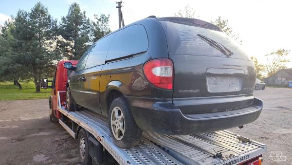 Chrysler Grand Voyager 2003 in Marijampole, with an engine capacity of 2.50 L and mileage of 300 thousand km for 350 €, photo 3 on AUTOMOTO.COM.LV