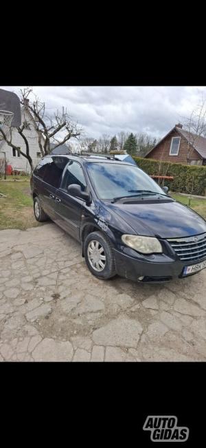 Chrysler Grand Voyager 2004 in Kaunas, with an engine capacity of 2.80 L and mileage of 300 thousand km for 1900 €, photo 6 on AUTOMOTO.COM.LV