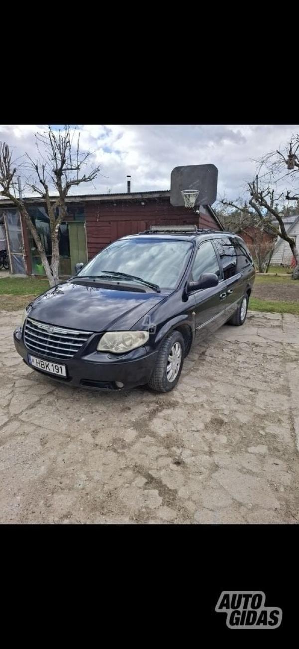 Chrysler Grand Voyager 2004 Kauņa, ar dzinēja tilpumu 2.80 L un nobraukumu 300 tūkst. km par 1900 €, foto 2 vietnē AUTOMOTO.COM.LV