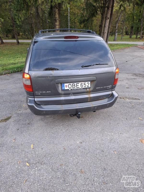 Крайслер Гранд Вояджер 2004 в Паневежис на AUTOMOTO.COM.LV Крайслер Гранд Вояджер 2004 в Паневежис, объемом двигателя 3.30 л и пробегом 432 тыс. км за 799 €, фото 5 на AUTOMOTO.COM.LV
