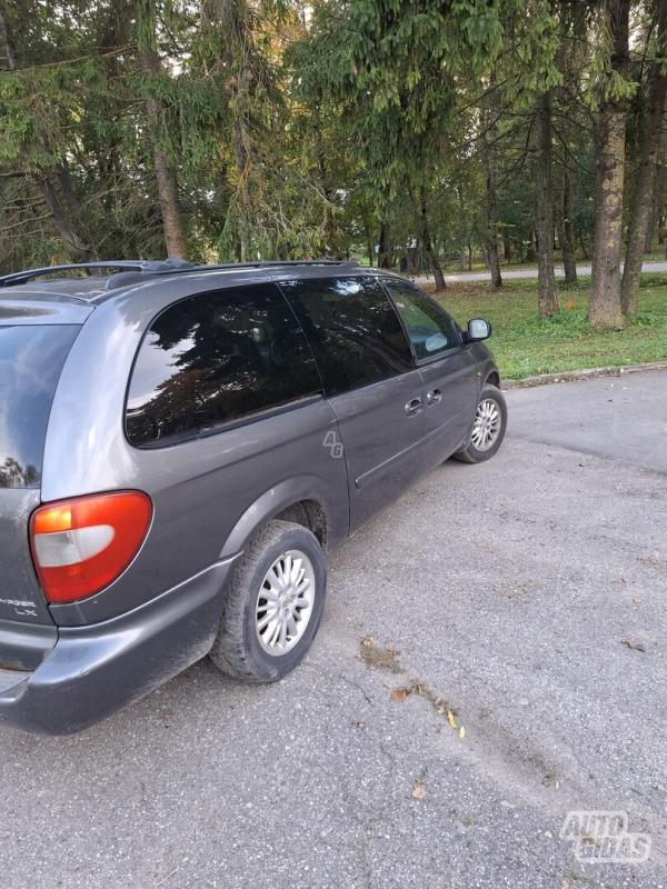 Крайслер Гранд Вояджер 2004 в Паневежис на AUTOMOTO.COM.LV Крайслер Гранд Вояджер 2004 в Паневежис, объемом двигателя 3.30 л и пробегом 432 тыс. км за 799 €, фото 6 на AUTOMOTO.COM.LV