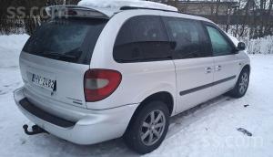 Chrysler Grand Voyager 2005 in Daugavpils, with an engine capacity of 2.80 L and mileage of 342 thousand km for 1000 €, photo 8 on AUTOMOTO.COM.LV