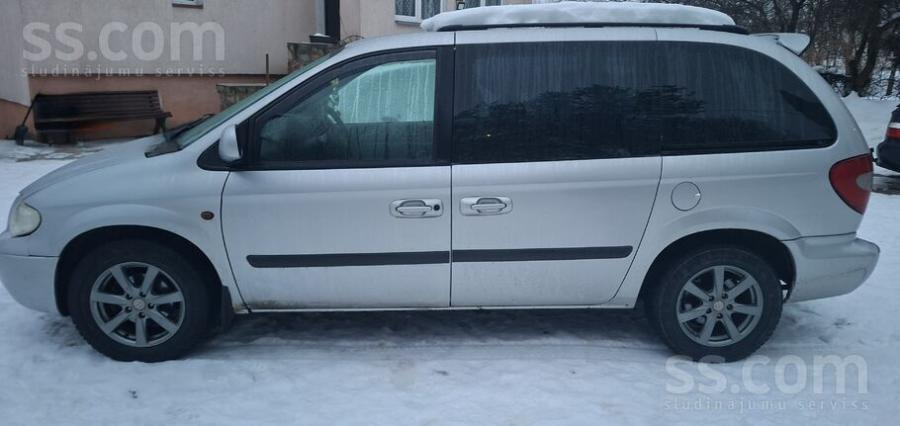 Chrysler Grand Voyager 2005 in Daugavpils, with an engine capacity of 2.80 L and mileage of 342 thousand km for 1000 €, photo 9 on AUTOMOTO.COM.LV