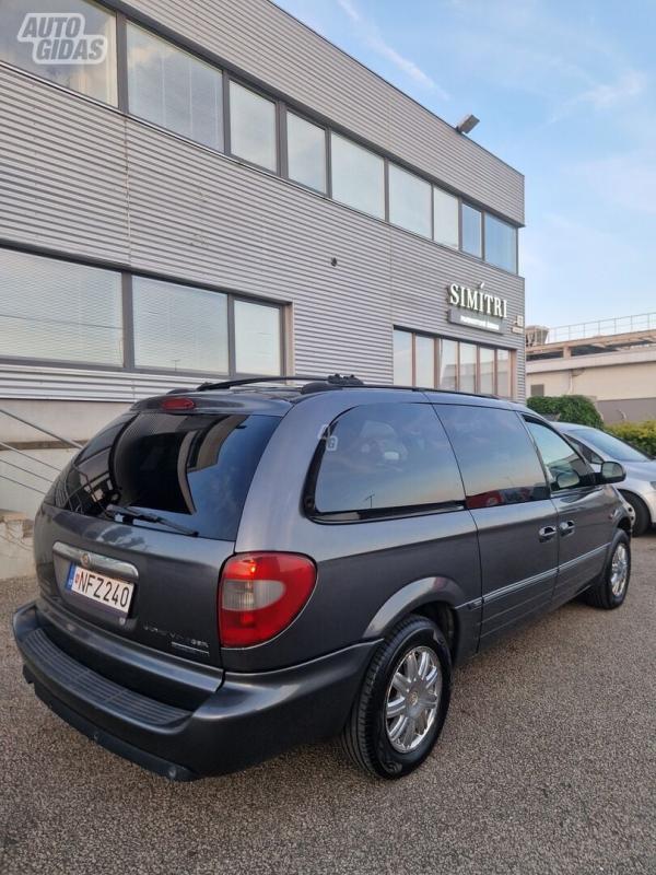 Chrysler Grand Voyager 2005 in Vilnius, with an engine capacity of 2.80 L and mileage of 270 thousand km for 2500 €, photo 6 on AUTOMOTO.COM.LV