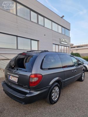 Chrysler Grand Voyager 2005 in Vilnius, with an engine capacity of 2.80 L and mileage of 270 thousand km for 2500 €, photo 7 on AUTOMOTO.COM.LV