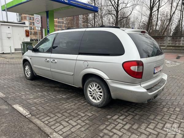 Chrysler Grand Voyager 2006 in Kaunas, with an engine capacity of 2.80 L and mileage of 233 thousand km for 960 €, photo 3 on AUTOMOTO.COM.LV