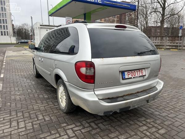 Chrysler Grand Voyager 2006 in Kaunas, with an engine capacity of 2.80 L and mileage of 233 thousand km for 960 €, photo 4 on AUTOMOTO.COM.LV