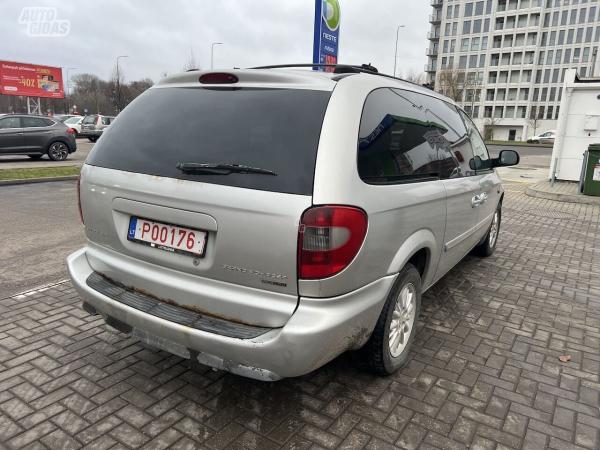 Chrysler Grand Voyager 2006 in Kaunas, with an engine capacity of 2.80 L and mileage of 233 thousand km for 960 €, photo 5 on AUTOMOTO.COM.LV