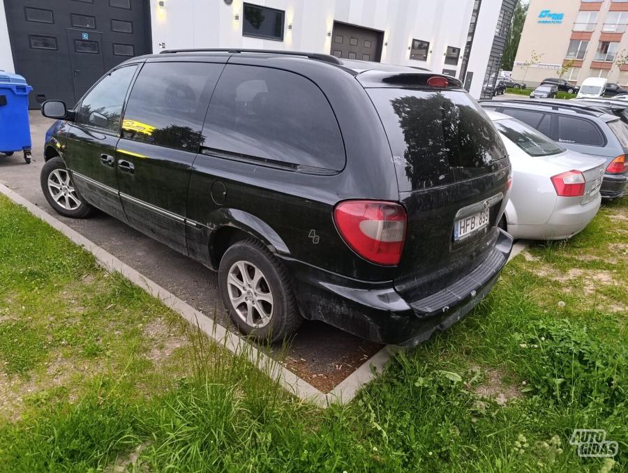 Chrysler Grand Voyager 2006 Viļņa, ar dzinēja tilpumu 2.80 L un nobraukumu 322 tūkst. km par 700 €, foto 3 vietnē AUTOMOTO.COM.LV