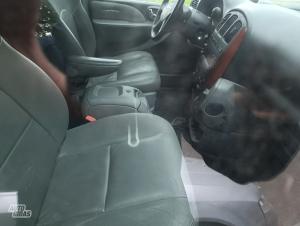 Chrysler Grand Voyager 2006 Viļņa, ar dzinēja tilpumu 2.80 L un nobraukumu 322 tūkst. km par 700 €, foto 4 vietnē AUTOMOTO.COM.LV