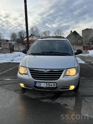 Chrysler Grand Voyager 2006 Rēzekne, ar dzinēja tilpumu 3.30 L un nobraukumu 239 tūkst. km par 2300 €, foto  vietnē AUTOMOTO.COM.LV