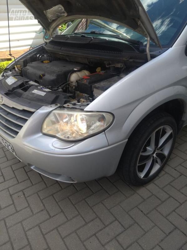 Chrysler Grand Voyager 2006 Šilalė, ar dzinēja tilpumu 2.80 L un nobraukumu 340 tūkst. km par 1500 €, foto 2 vietnē AUTOMOTO.COM.LV