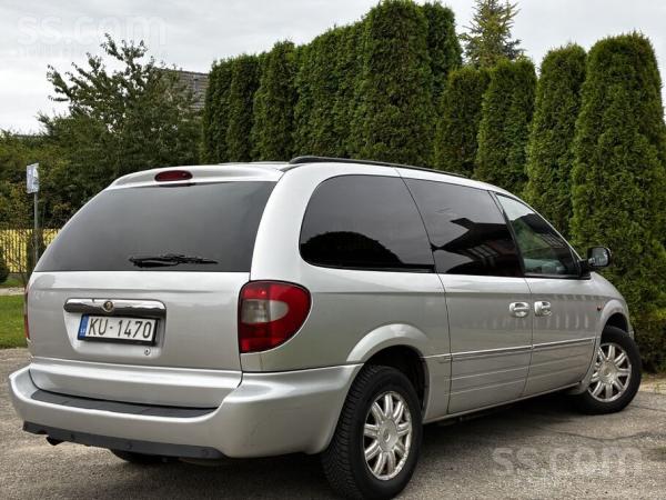 Chrysler Grand Voyager 2007 Rīga, ar dzinēja tilpumu 2.80 L un nobraukumu 282 tūkst. km par 2700 €, foto 6 vietnē AUTOMOTO.COM.LV