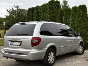 Chrysler Grand Voyager 2007 Rīga, ar dzinēja tilpumu 2.80 L un nobraukumu 282 tūkst. km par 2700 €, foto 6 vietnē AUTOMOTO.COM.LV
