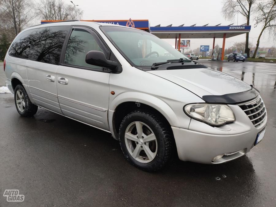 Chrysler Grand Voyager 2007 in Panevezys, with an engine capacity of 2.80 L and mileage of 300 thousand km for 650 €, photo 2 on AUTOMOTO.COM.LV