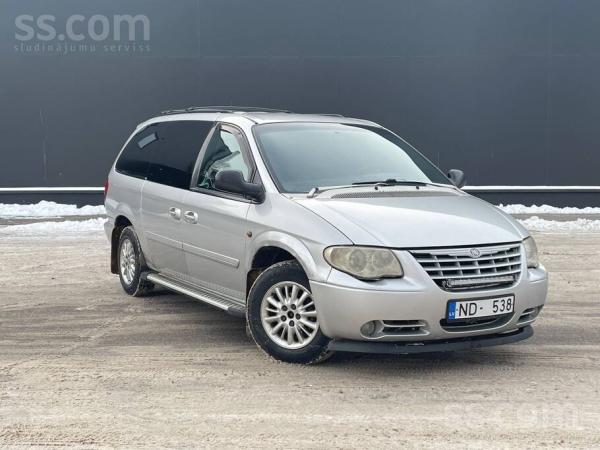 Chrysler Grand Voyager 2007 in Riga, with an engine capacity of 2.80 L and mileage of 235 thousand km for 1200 €, photo 1 on AUTOMOTO.COM.LV
