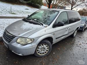 Chrysler Grand Voyager 2008 in Vilnius, with an engine capacity of 2.80 L and mileage of 345 thousand km for 499 €, photo 3 on AUTOMOTO.COM.LV