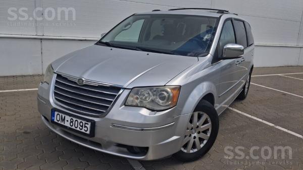 Chrysler Grand Voyager 2008 in Riga, with an engine capacity of 2.80 L and mileage of 248 thousand km for 4700 €, photo 2 on AUTOMOTO.COM.LV