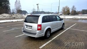 Крайслер Гранд Вояджер 2008 в Рига, объемом двигателя 3.80 л и пробегом 278 тыс. км за 5150 €, фото 6 на AUTOMOTO.COM.LV