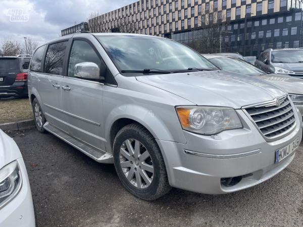 Chrysler Grand Voyager 2009 Viļņa, ar dzinēja tilpumu 2.80 L un nobraukumu 300 tūkst. km par 1500 €, foto 1 vietnē AUTOMOTO.COM.LV