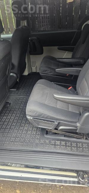 Chrysler Grand Voyager 2009 Cēsis, ar dzinēja tilpumu 2.80 L un nobraukumu 0 tūkst. km par 3500 €, foto 16 vietnē AUTOMOTO.COM.LV
