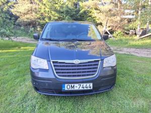 Chrysler Grand Voyager 2009 Kuldīga, ar dzinēja tilpumu 2.80 L un nobraukumu 395 tūkst. km par 2760 €, foto  vietnē AUTOMOTO.COM.LV