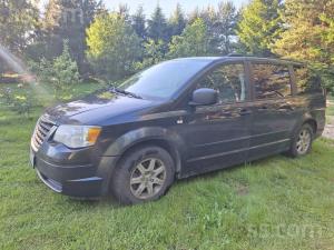 Chrysler Grand Voyager 2009 in Kuldiga, with an engine capacity of 2.80 L and mileage of 395 thousand km for 2760 €, photo 8 on AUTOMOTO.COM.LV