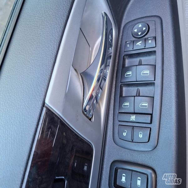 Chrysler Grand Voyager 2010 in Kaunas, with an engine capacity of 2.80 L and mileage of 276 thousand km for 6500 €, photo 11 on AUTOMOTO.COM.LV