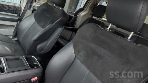 Chrysler Grand Voyager 2010 Rīga, ar dzinēja tilpumu 2.80 L un nobraukumu 159 tūkst. km par 6890 €, foto 5 vietnē AUTOMOTO.COM.LV
