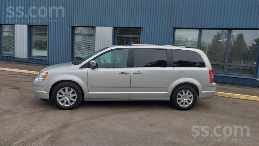 Chrysler Grand Voyager 2010 Rīga, ar dzinēja tilpumu 2.80 L un nobraukumu 159 tūkst. km par 6890 €, foto 27 vietnē AUTOMOTO.COM.LV