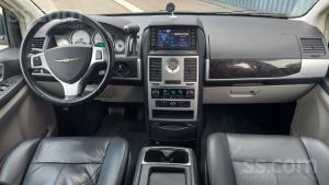 Chrysler Grand Voyager 2010 Rīga, ar dzinēja tilpumu 2.80 L un nobraukumu 159 tūkst. km par 6890 €, foto 28 vietnē AUTOMOTO.COM.LV