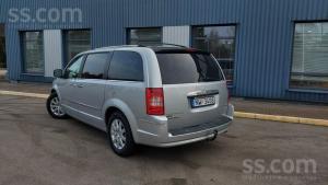 Chrysler Grand Voyager 2010 Rīga, ar dzinēja tilpumu 2.80 L un nobraukumu 159 tūkst. km par 6890 €, foto 35 vietnē AUTOMOTO.COM.LV
