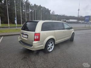 Chrysler Grand Voyager 2011 Viļņa, ar dzinēja tilpumu 3.80 L un nobraukumu 385 tūkst. km par 3600 €, foto 4 vietnē AUTOMOTO.COM.LV