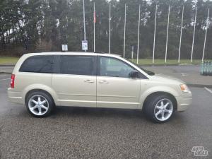 Chrysler Grand Voyager 2011 Viļņa, ar dzinēja tilpumu 3.80 L un nobraukumu 385 tūkst. km par 3600 €, foto 5 vietnē AUTOMOTO.COM.LV