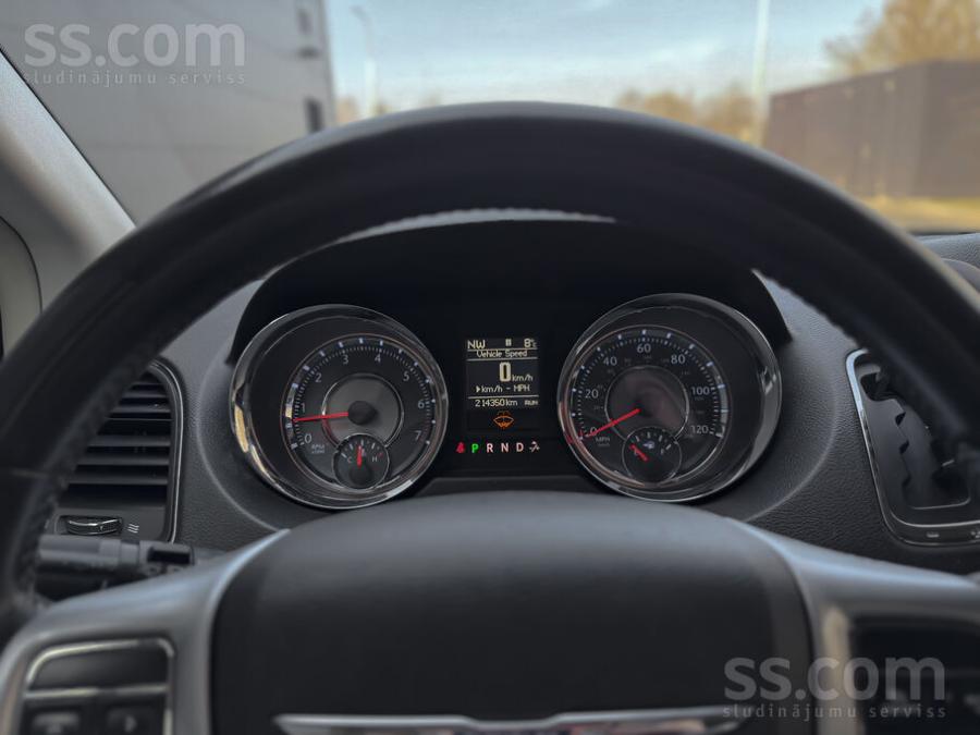 Chrysler Grand Voyager 2011 Jelgava, ar dzinēja tilpumu 3.60 L un nobraukumu 215 tūkst. km par 5995 €, foto 14 vietnē AUTOMOTO.COM.LV