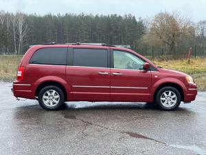 Red Chrysler Grand Voyager 2008 in Kaunas, with an engine capacity of 3.78 L and mileage of 278 thousand km for 4200 €, photo 3 on AUTOMOTO.COM.LV